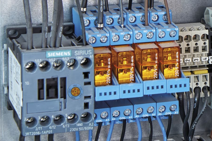 Temperature measurement strips electrical application