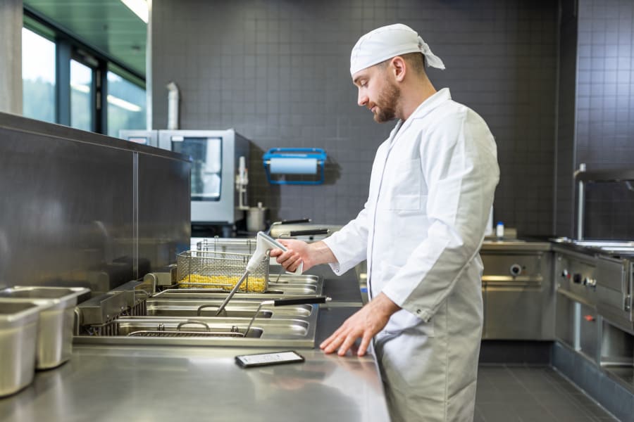 Test frying oil correctly