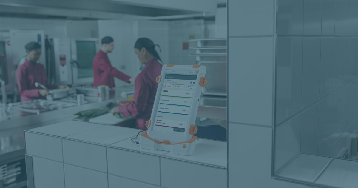 Digital food safety management with testo Saveris 3