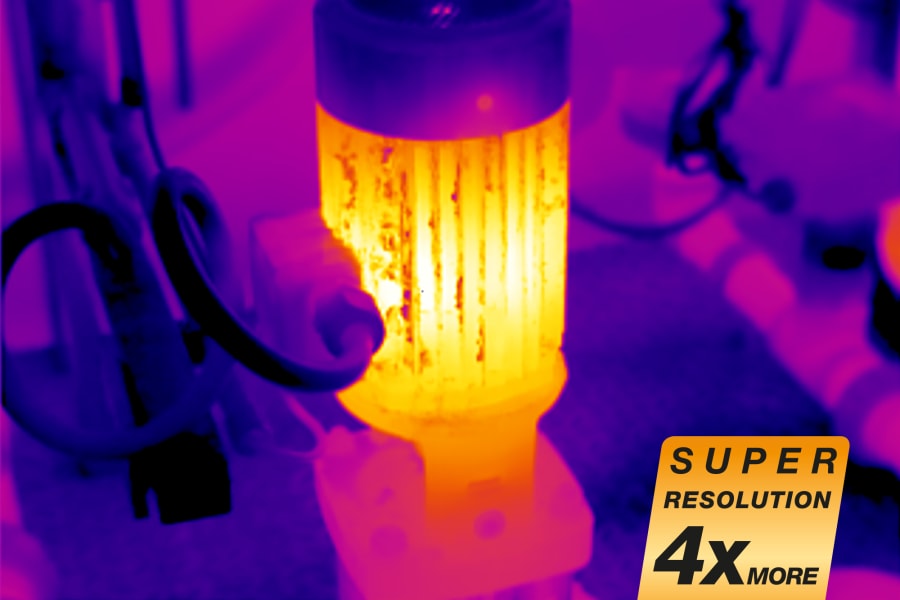 High-resolution thermal imagers